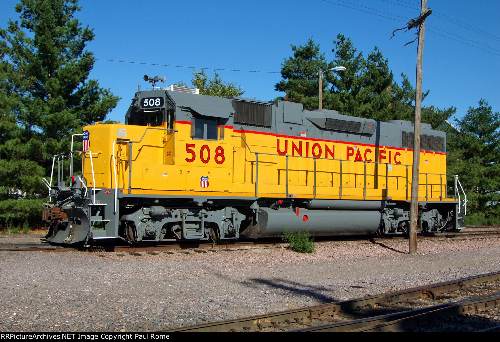 UP 508, EMD GP38-2, fresh repaint